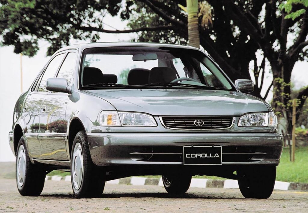 Toyota Corolla 2000: Veja Ficha Técnica, preços, motor, versões e consumo!