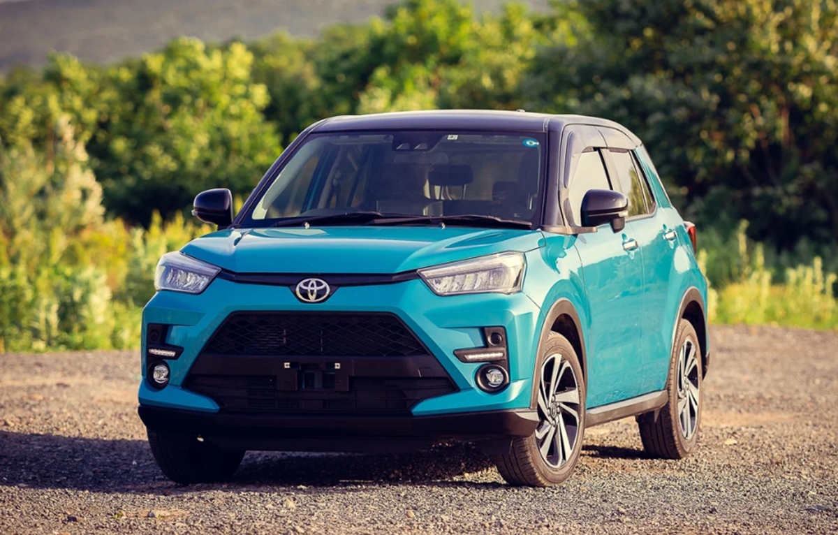 Toyota Raize 2025: Um SUV Incrível! Mas Quando Chegará ao Brasil?